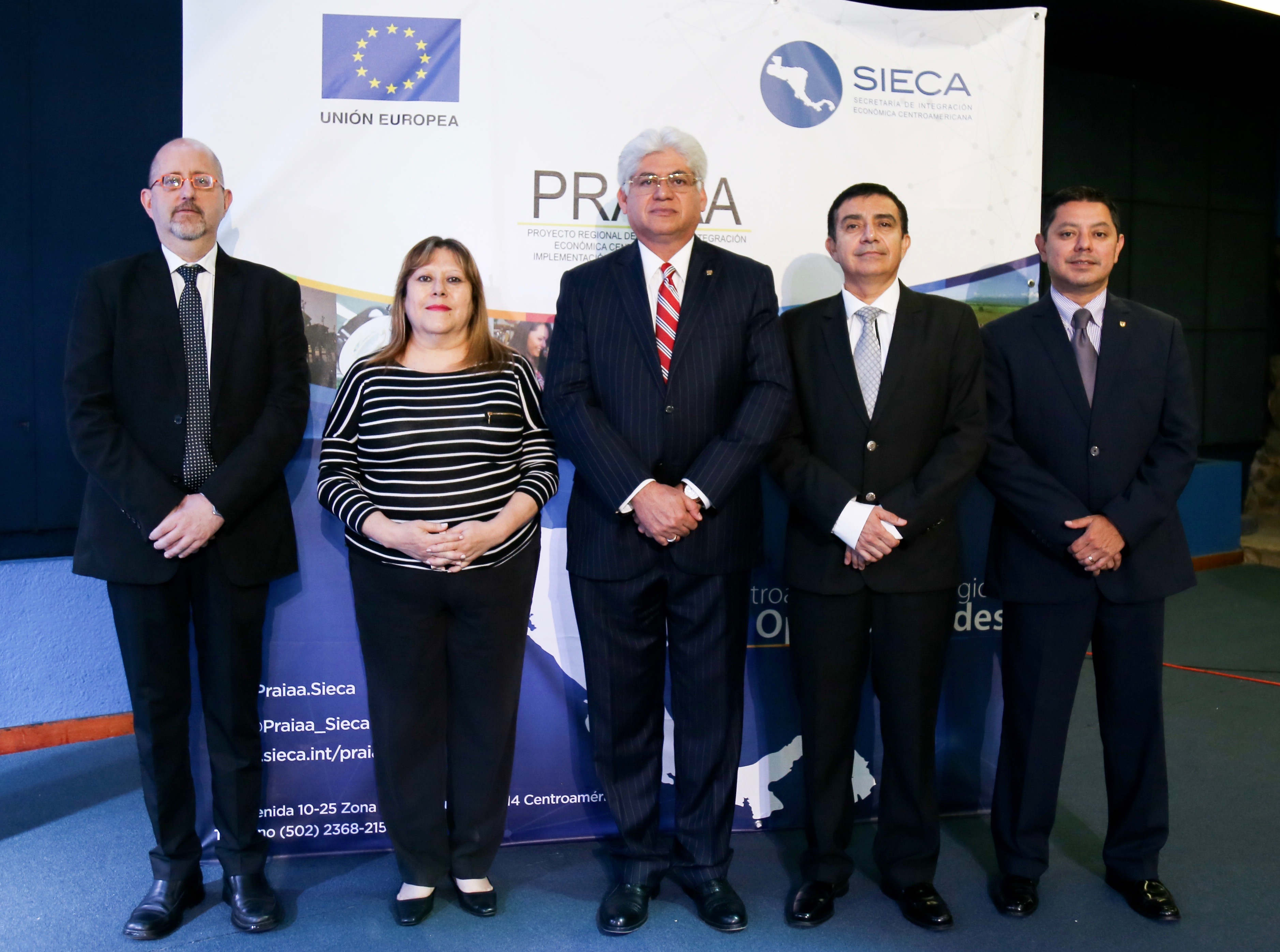 Ciclo de conferencias de Sieca - Que pasa ahora.com